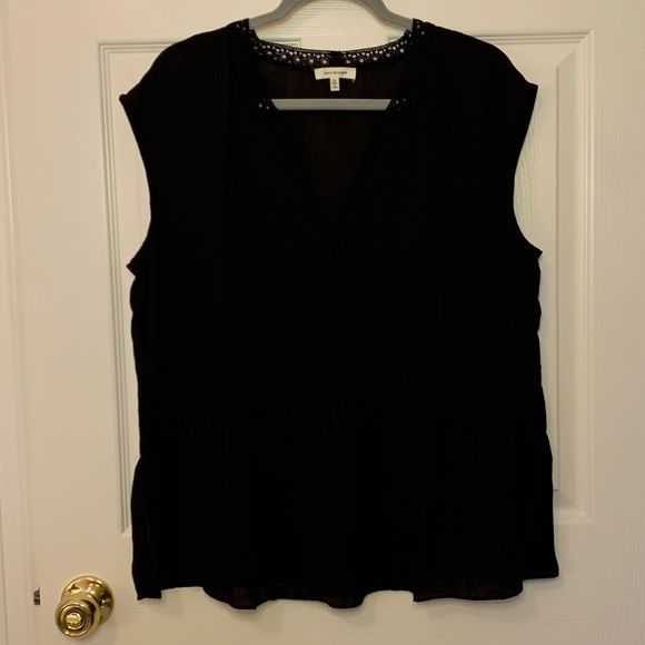 Max Studio | Tops | Max Studio Black Vneck Blouse Womens Xl | Poshmark